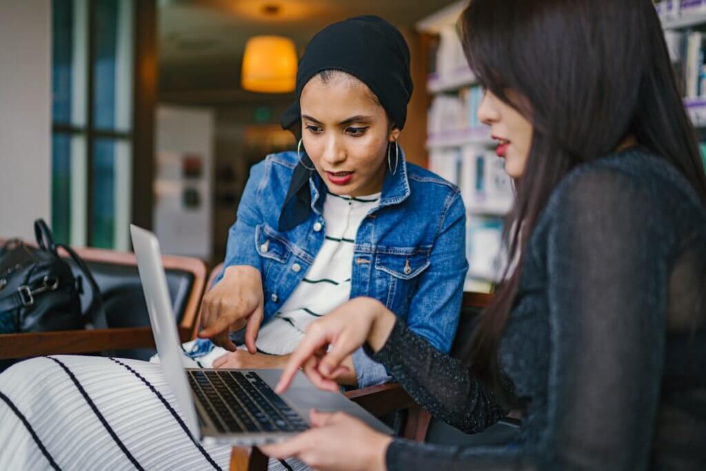 Facebook Marketplace Fees: Avoid Hidden Costs & Boost Sales!